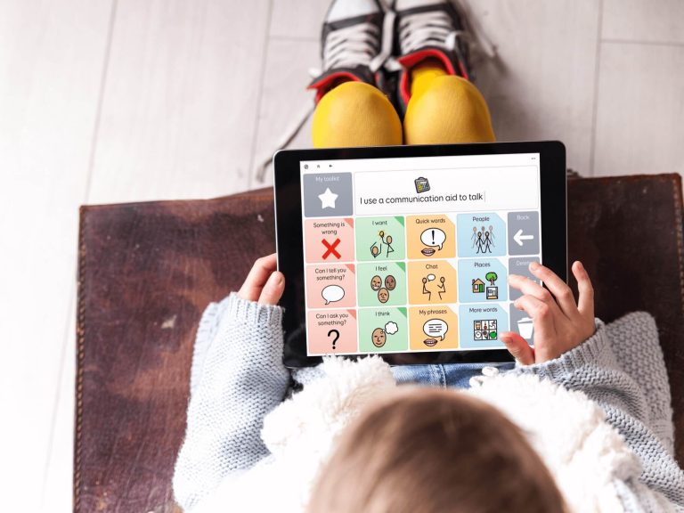 CAA, Communication alternative améliorée | Cenomy